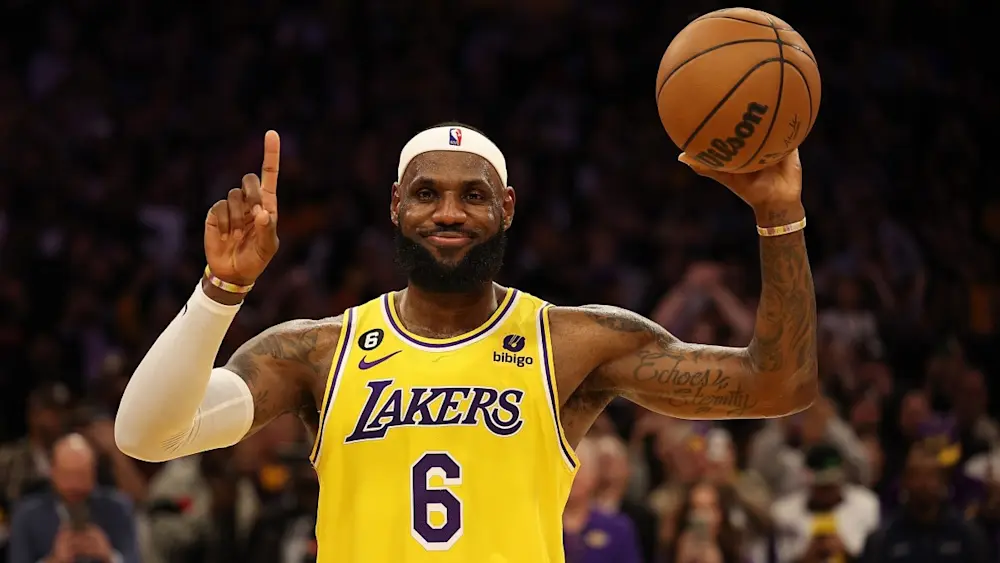 LeBron James Retirement Odds: 30% Chance King James Retires Before 2026 ...