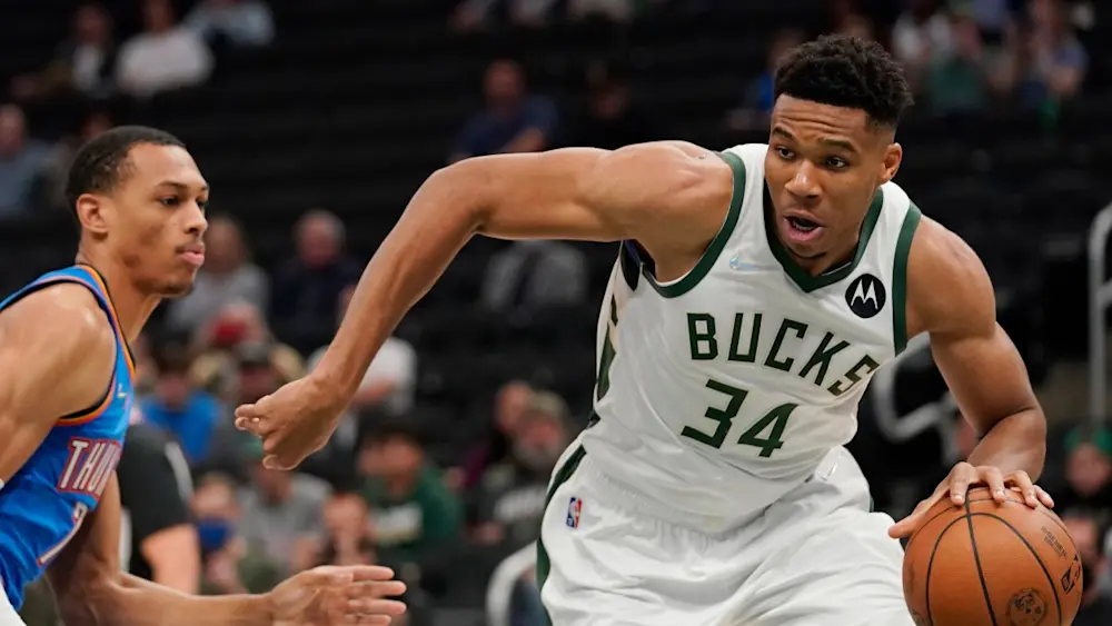 Milwaukee Bucks vs. Los Angeles Lakers Prediction, Pick Against the ...